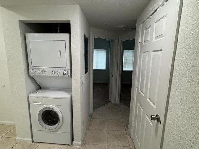 Luxury apartment complex for rent in West Palm Beach, Florida