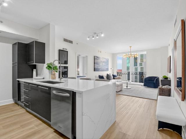 Luxury apartment complex for rent in West Palm Beach, Florida