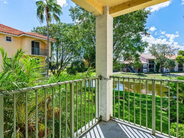 Luxury apartment complex for rent in West Palm Beach, Florida