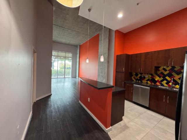 Luxury apartment complex for rent in West Palm Beach, Florida