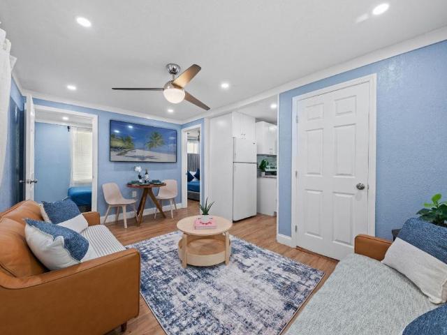 Luxury apartment complex for rent in West Palm Beach, United States