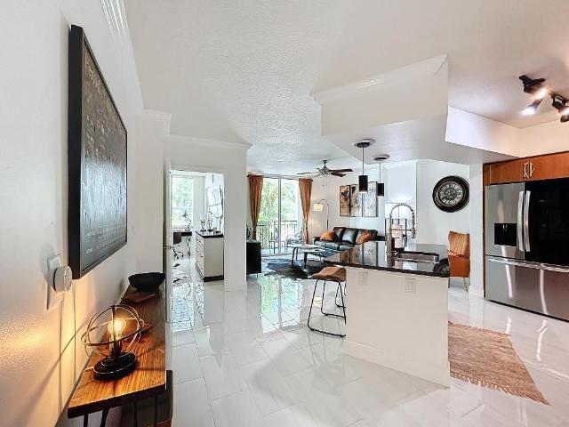 Luxury apartment complex for rent in West Palm Beach, United States