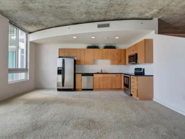 Luxury apartment complex for rent in West Palm Beach, United States