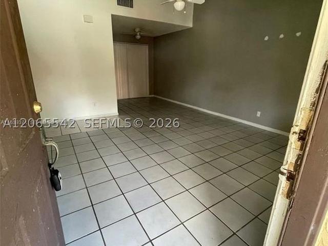 Luxury apartment complex for rent in West Palm Beach, United States