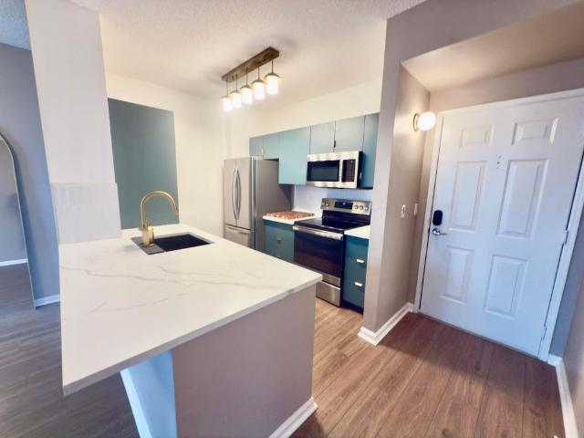 Luxury apartment complex for rent in West Palm Beach, United States