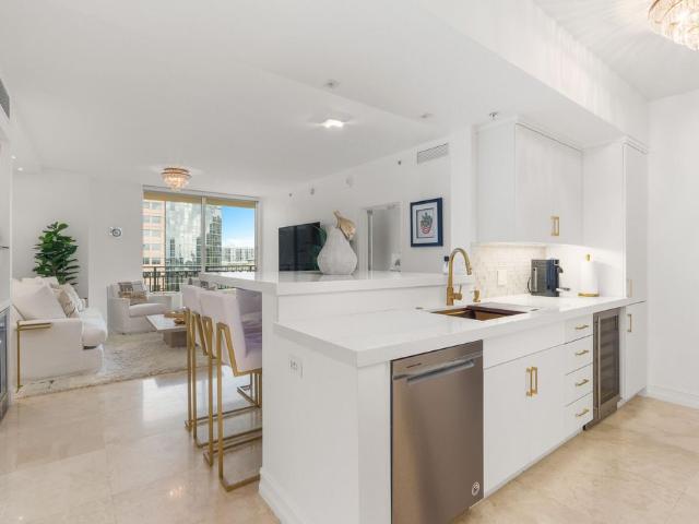 Luxury apartment complex for rent in West Palm Beach, United States