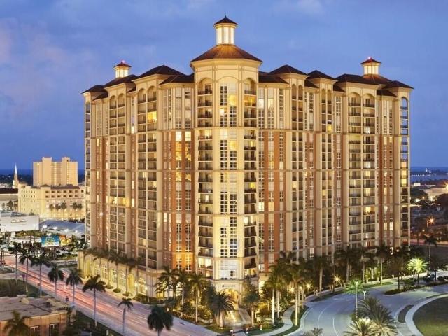 Luxury apartment complex for rent in West Palm Beach, United States