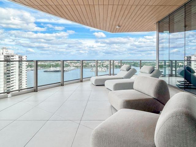 Luxury apartment complex for rent in West Palm Beach, United States