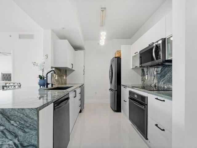Luxury apartment complex for rent in West Palm Beach, United States