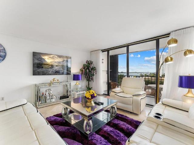 Luxury apartment complex for rent in West Palm Beach, United States