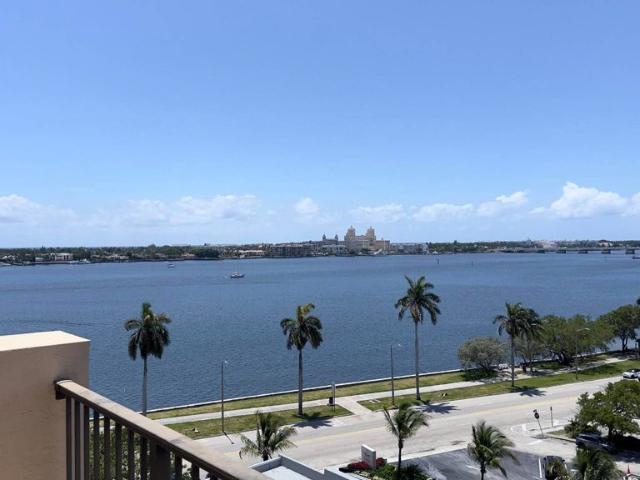 Luxury apartment complex for rent in West Palm Beach, United States