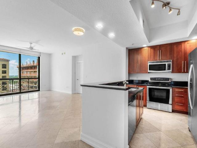 Luxury apartment complex for rent in West Palm Beach, United States