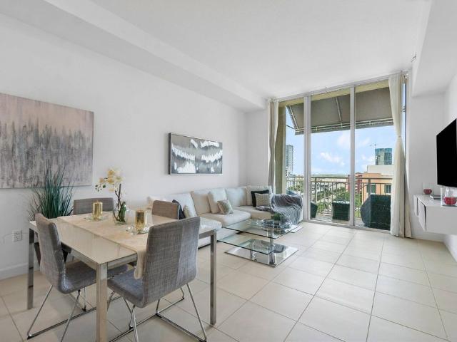Luxury apartment complex for rent in West Palm Beach, United States