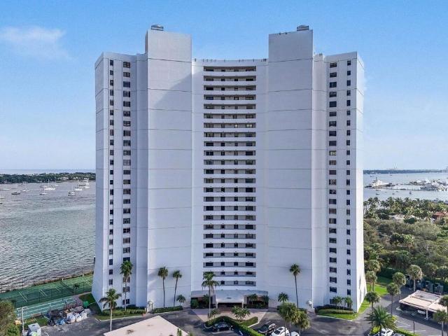 Luxury apartment complex for rent in West Palm Beach, United States
