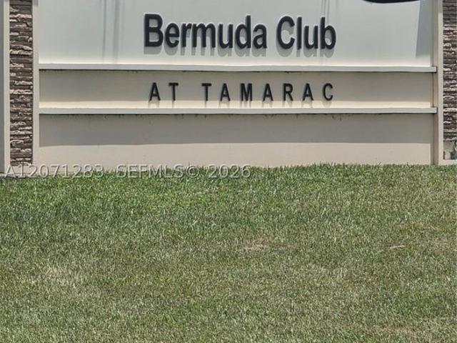 Luxury apartment complex for rent in Tamarac, Florida