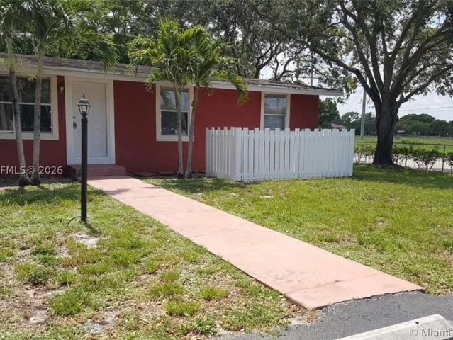Luxury apartment complex for rent in Tamarac, Florida