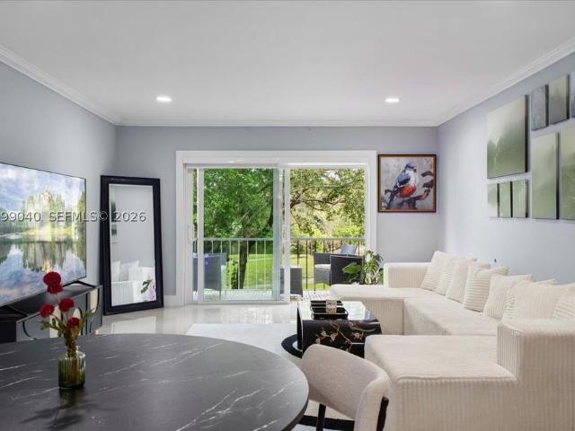 Luxury apartment complex for rent in Tamarac, Florida