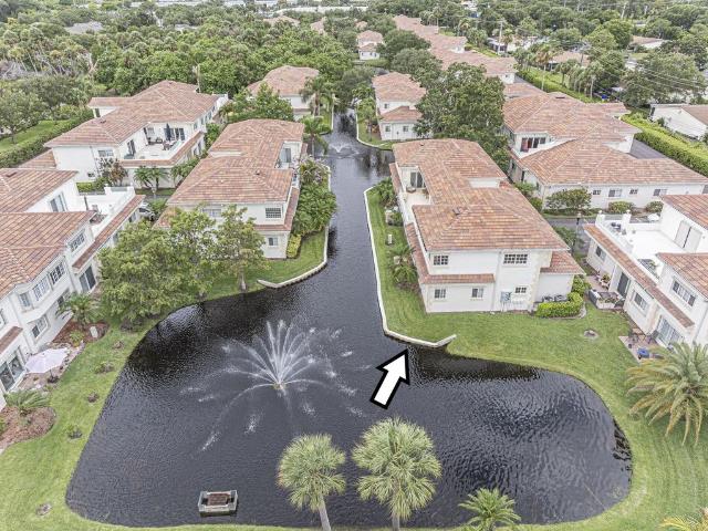Luxury apartment complex for rent in Vero Beach, United States