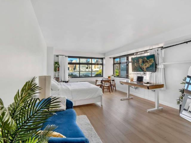 Luxury apartment complex for sale in 4 74 48th Avenue, Queensbridge Houses, Queens, New York