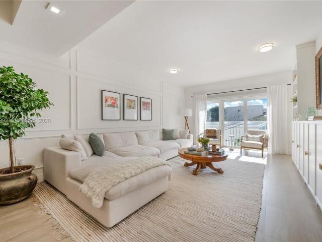 Luxury apartment complex for sale in Coral Gables, United States