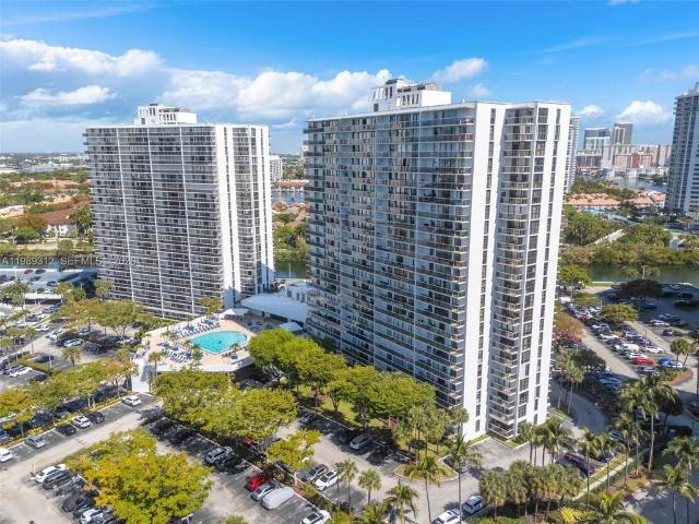Luxury apartment complex for sale in Aventura, Florida
