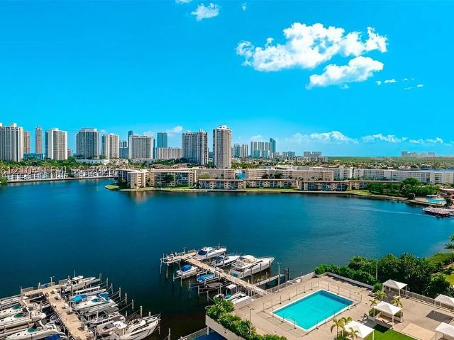 Luxury apartment complex for sale in Aventura, Florida
