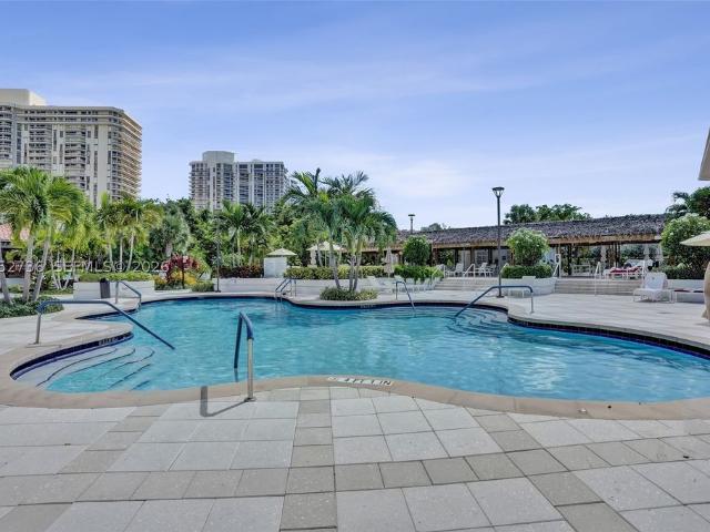 Luxury apartment complex for sale in Aventura, United States
