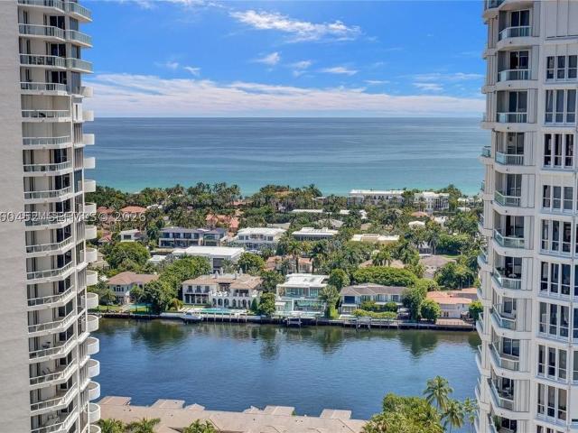 Luxury apartment complex for sale in Aventura, United States