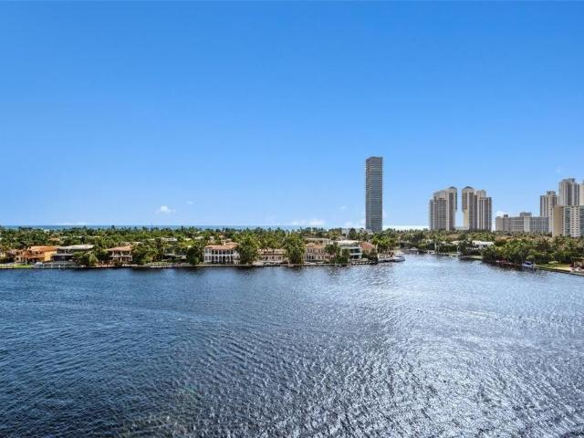 Luxury apartment complex for sale in Aventura, United States