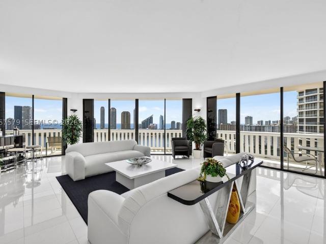 Luxury apartment complex for sale in Aventura, United States