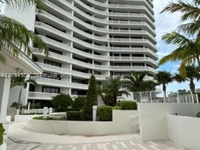 Luxury apartment complex for sale in Aventura, United States