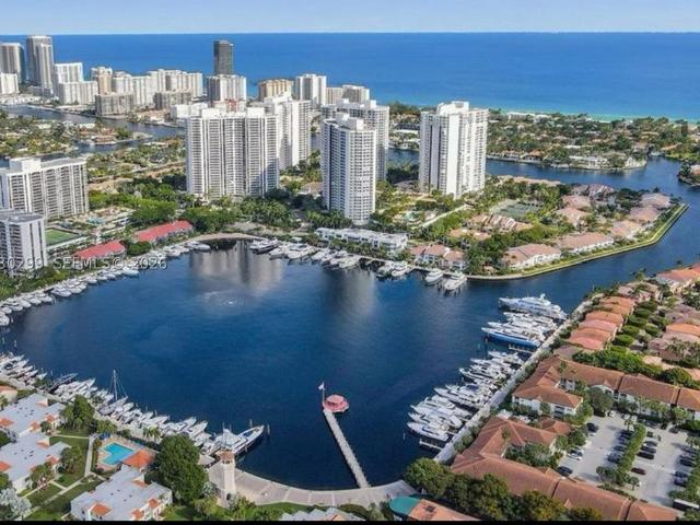 Luxury apartment complex for sale in Aventura, United States