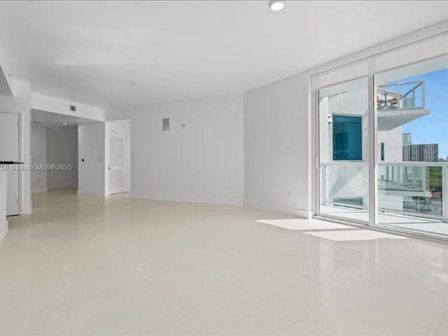 Luxury apartment complex for sale in Aventura, United States
