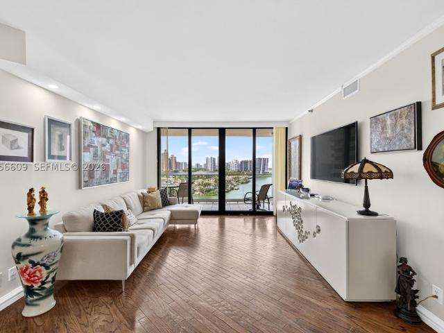 Luxury apartment complex for sale in Aventura, United States