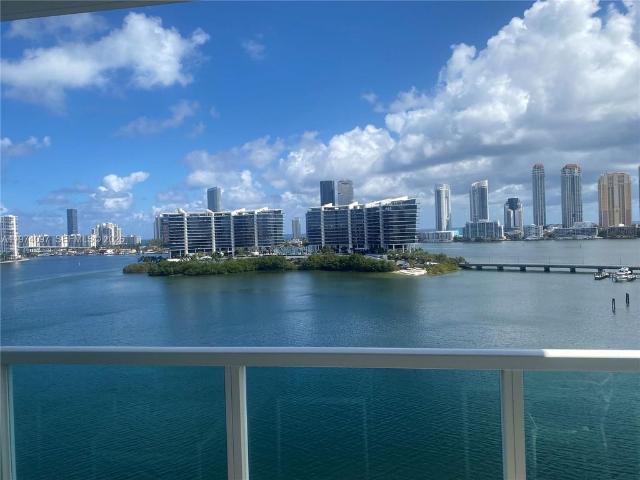 Luxury apartment complex for sale in Aventura, United States