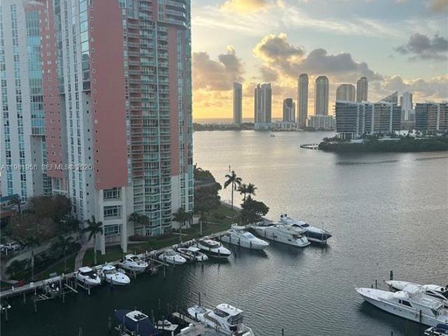 Luxury apartment complex for sale in Aventura, United States