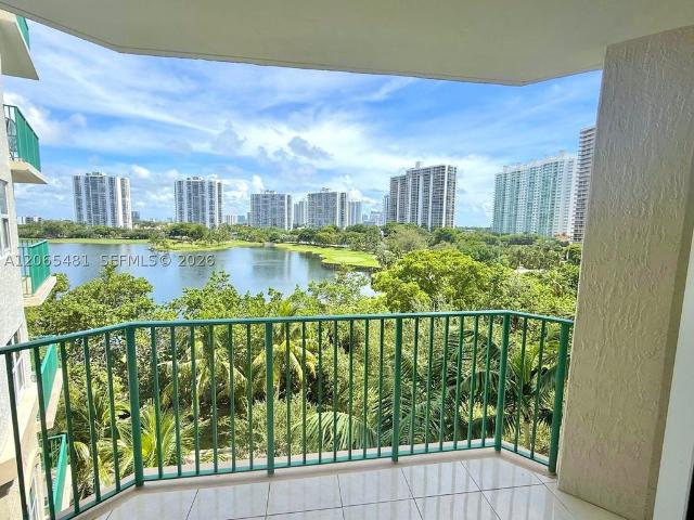 Luxury apartment complex for sale in Aventura, United States