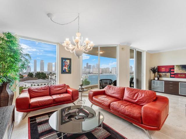 Luxury apartment complex for sale in Aventura, United States