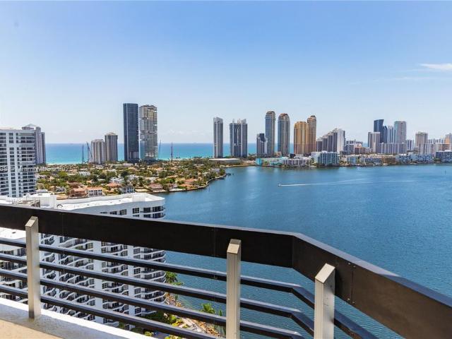 Luxury apartment complex for sale in Aventura, United States