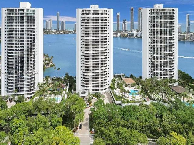 Luxury apartment complex for sale in Aventura, United States