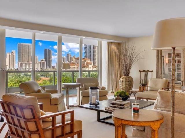 Luxury apartment complex for sale in Aventura, United States