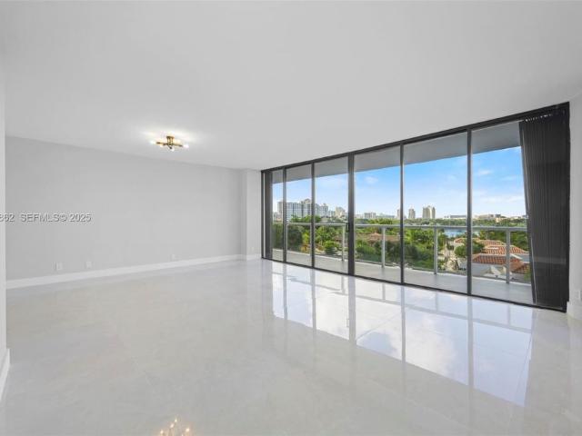 Luxury apartment complex for sale in Aventura, United States