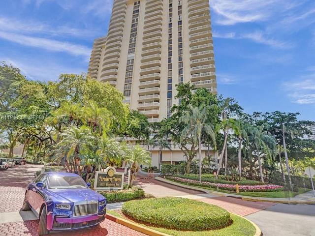 Luxury apartment complex for sale in Aventura, United States