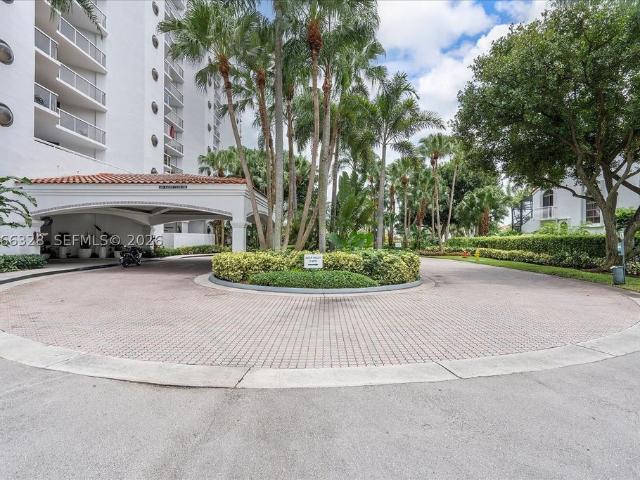 Luxury apartment complex for sale in Aventura, United States
