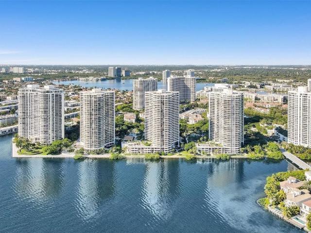 Luxury apartment complex for sale in Aventura, United States