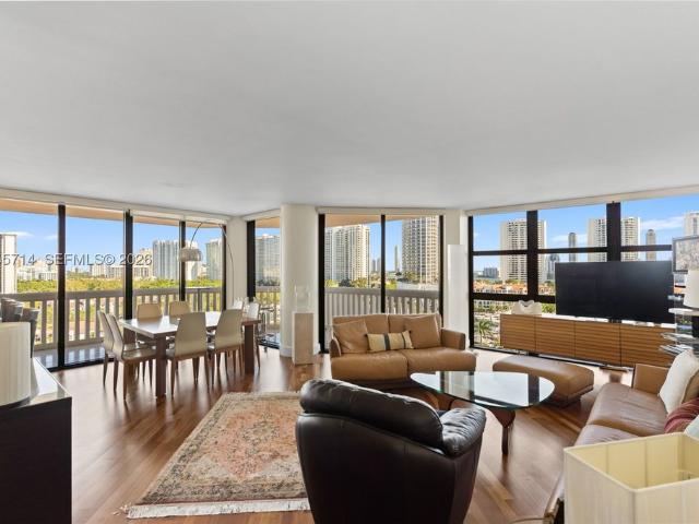 Luxury apartment complex for sale in Aventura, United States