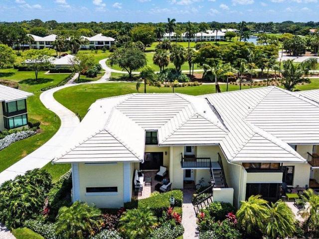 Luxury apartment complex for sale in Boynton Beach, United States