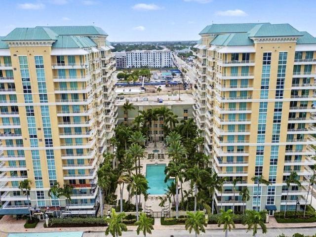 Luxury apartment complex for sale in Boynton Beach, Florida