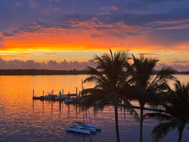 Luxury apartment complex for sale in Boynton Beach, Florida