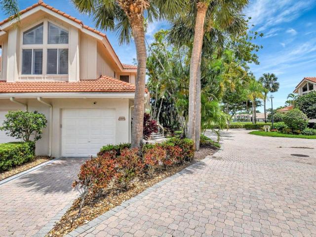 Luxury apartment complex for sale in Boca Raton, United States